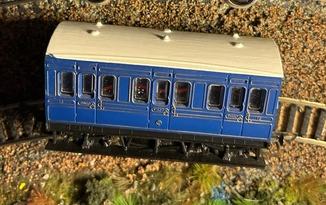 HORNBY BLUE Caledonian 4 Wheel Coach Model Railway OO Gauge £1.99 ...