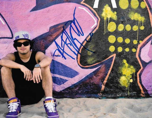 GFA TROY BEETLES Canadien Dj Datsik Signé 8x10 Photo D1 COA EUR 23,03 ...