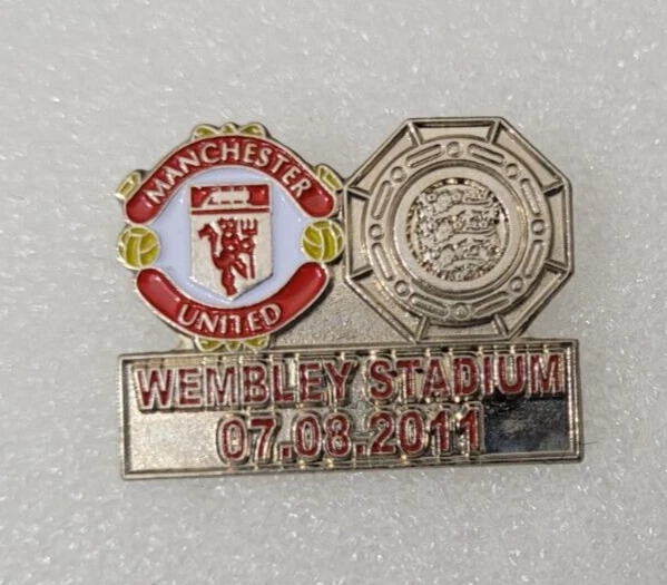 MANCHESTER UNITED CHARITY Shield Wembley Stadium 2011 Enamel Badge £7. ...