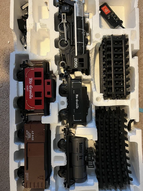 EZTEC SMOKEY CANYON Express Radio Control G Gauge Train Set 40 $65.00 ...