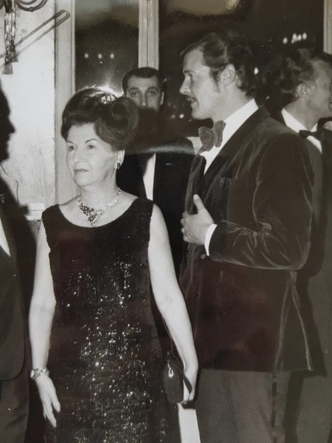 ROGER MOORE & Grace Kelly Monaco - James Bond - Original Vintage Photo ...