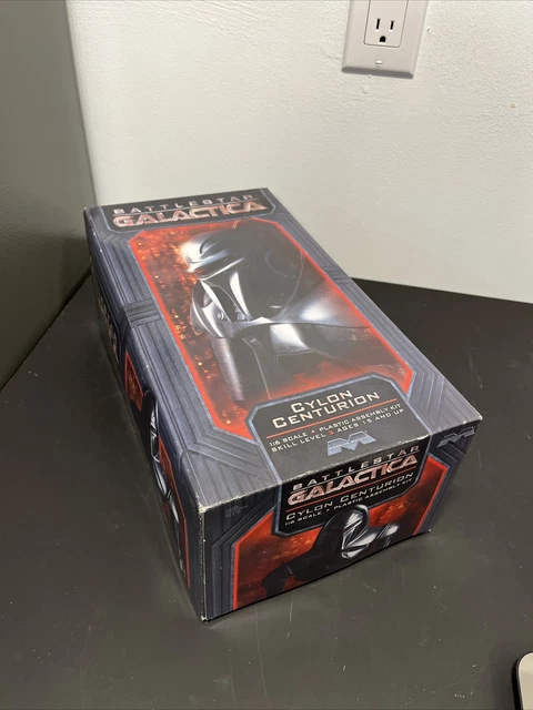 MOEBIUS BATTLESTAR GALACTICA Cylon Centurion Model Kit $25.00 - PicClick CA