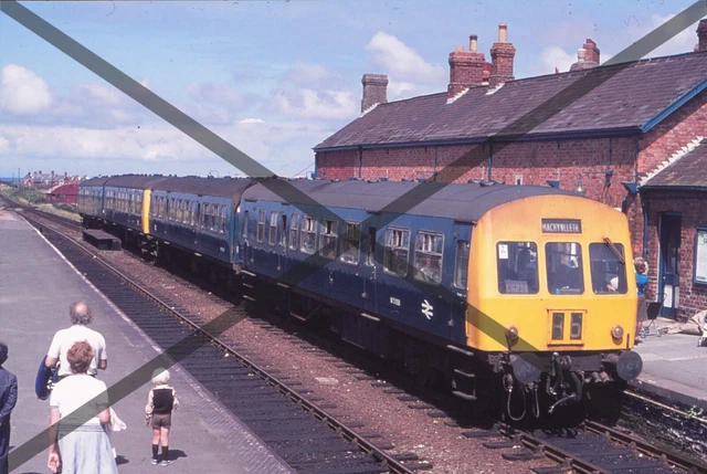 RAILWAY LOCOMOTIVE 35MM Slide – Class 101 Dmu At Towyn Station 1970’S £ ...