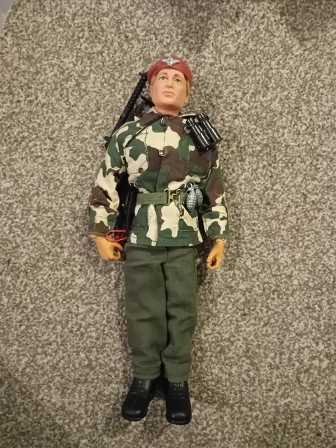 VINTAGE ACTION MAN With British Paratrooper Outfit £80.00 - PicClick UK