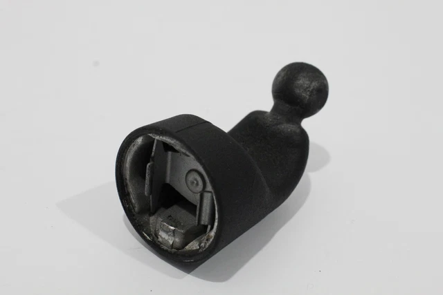 AUDI RS4 8E B7 Rear View Mirror Fitting Peg Fixing Bracket 8D0857511A £ ...