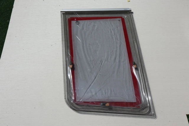 LUNAR LEXON CARAVAN front nearside window polyplastic 04.21.550.90.00 ...