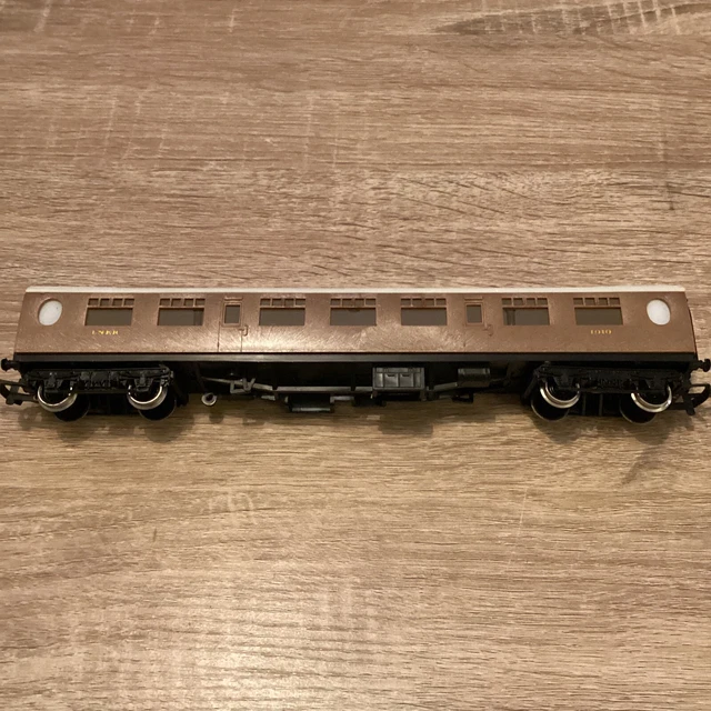 HORNBY R745 OO Gauge LNER Teak Full 3rd Coach 1010 £9.03 - PicClick UK