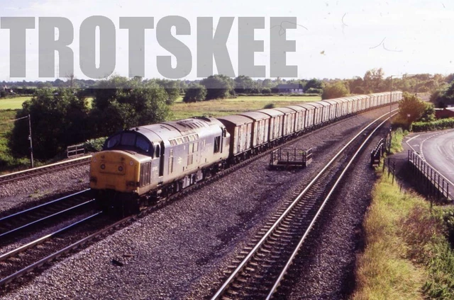 35MM COLOUR SLIDE British Railways Diesel Loco 37165 Class 37 c1990 £4. ...