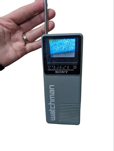 VINTAGE SONY WATCHMAN FD-10A B&W Handheld TV VHF/UHF Antenna Portable ...