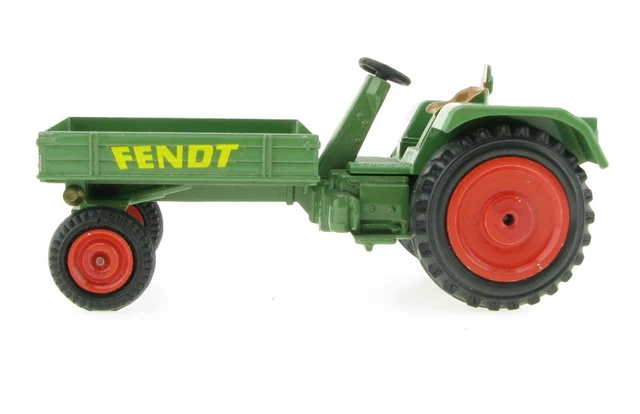 CURSOR 570 FENDT 250 GT Geräteträger Modell Traktor 1:50 Bulldog ...