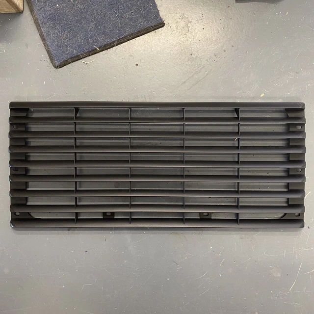 LAND ROVER DEFENDER Front Grill And Surround £80.00 - PicClick UK