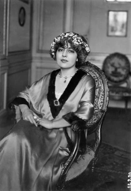 GENEVIEVE LANTELME ACTRESS courtesan socialite France died und- 1910 ...