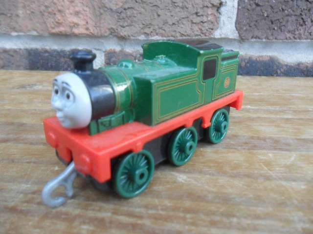 THOMAS THE TANK Engine & Friends TRACKMASTER PUSH ALONG HONG MEI METAL ...