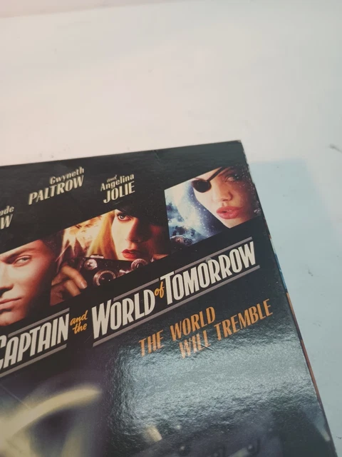(1) SKY CAPTAIN & the World of Tomorrow, Jude Law, Sci-fi movie, VHS ...
