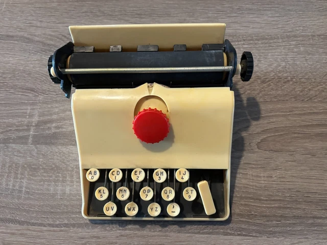MACHINE À ÉCRIRE vintage pour enfant "Dolly la petite Dactylo" EUR 80 ...