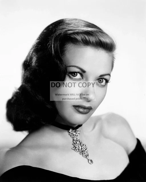 ACTRESS YVONNE DE Carlo - 8X10 Publicity Photo (Bt639) £8.36 - PicClick UK