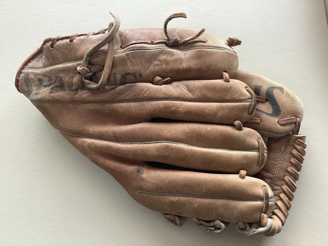 VINTAGE SPALDING CARL Yastrzemski Baseball Glove Mitt RHT Advisory ...
