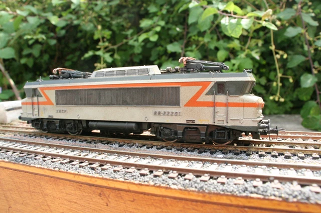 LOCOMOTIVE ÉLECTRIQUE BICOURANT SNCF de type BB 22201 Roco ref 04194 S ...