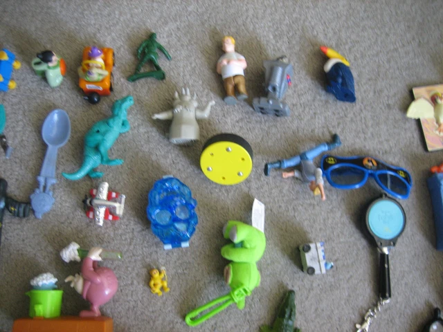 60+ VINTAGE MCDONALDS Wendys Burger King Nickalodeon Misc. Doug, ETC ...