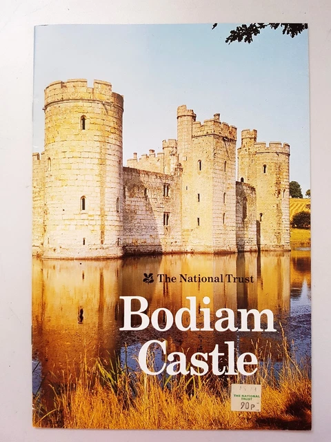 BRITAIN THE NATIONAL Trust BODIAM CASTLE Souvenir Travel Guide Book $14 ...