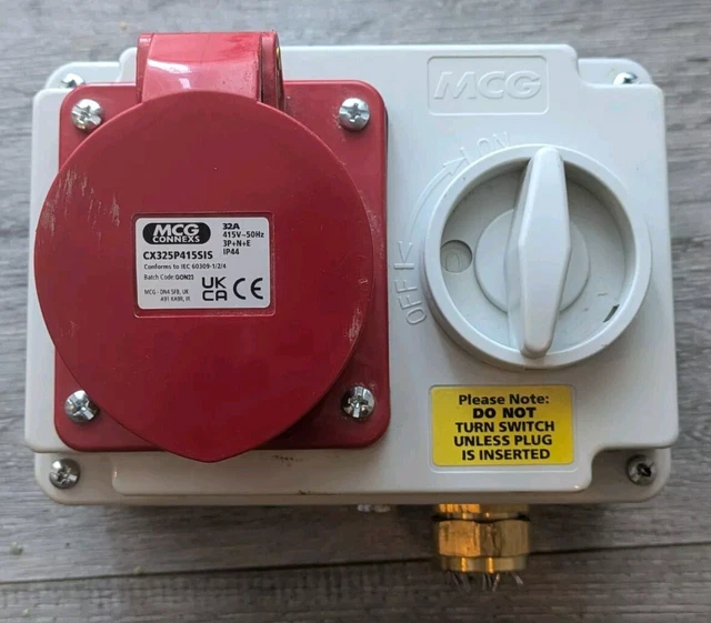 MCG 32A 3P+N+E 415V Interlocked Switched Socket IP44 CX325P415SIS USED ...