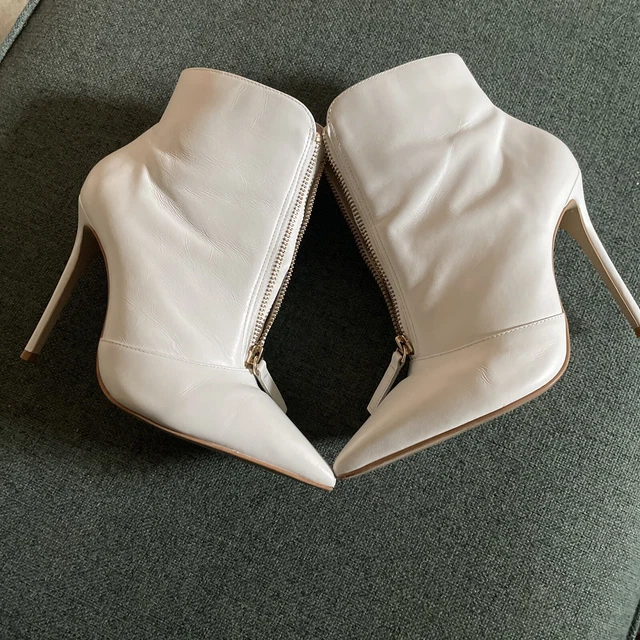 CARVELA HIGH STILETTO Heel Front Zip White Leather Ankle Boots- Size 5 ...