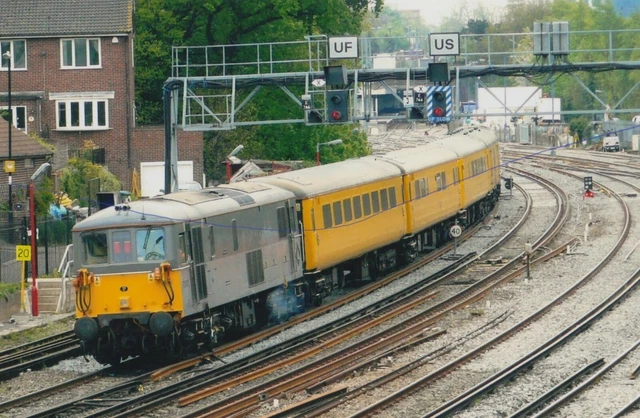 DIESEL TRAIN PHOTOGRAPH Class 73 Ed Loco Railway Picture Photo Tnt ...