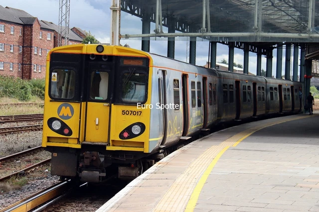 B229 35MM SLIDE Mersey Rail Class 507 507017 Chester £3.54 - PicClick UK
