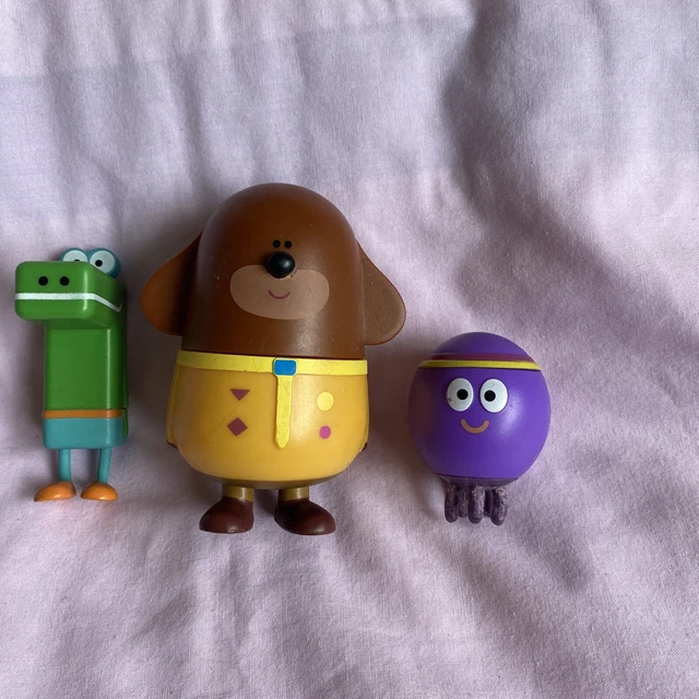 CBEEBIES HEY DUGGEE Figures Toys Betty Happy Duggee Cbeebies £5.00 ...