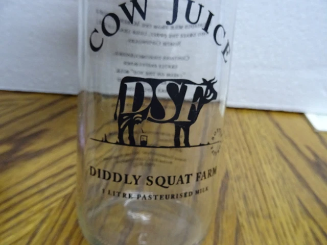 JEREMY CLARKSON'S DIDDLY Squat Farm Cow Juice Milk Glass Bottle New ...