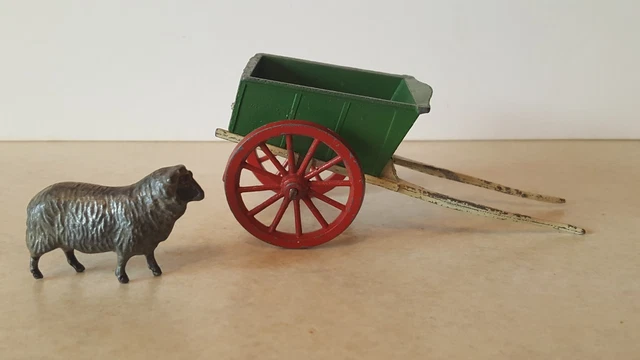 BRITAINS HOME FARM SERIES 4F TUMBREL CART with LEAD SHEEP £16.15 ...