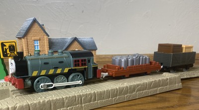 THOMAS FRIENDS TRACKMASTER Porter Greatest Moments Motorized Train ...