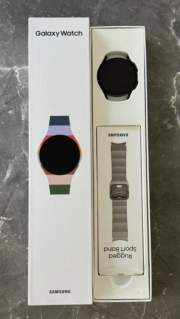 SAMSUNG GALAXY WATCH 6 40mm Graphite SM-R930 With Rugged Sports Band ...