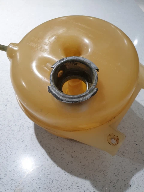 MERCEDES W107 / R107 Coolant Tank Reservoir BEHR 1075000149 £29.99 ...