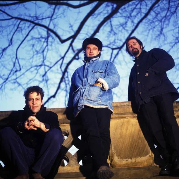 MORPHINE BASSIST VOCALIST Mark Sandman, percussionist Billy Conway ...