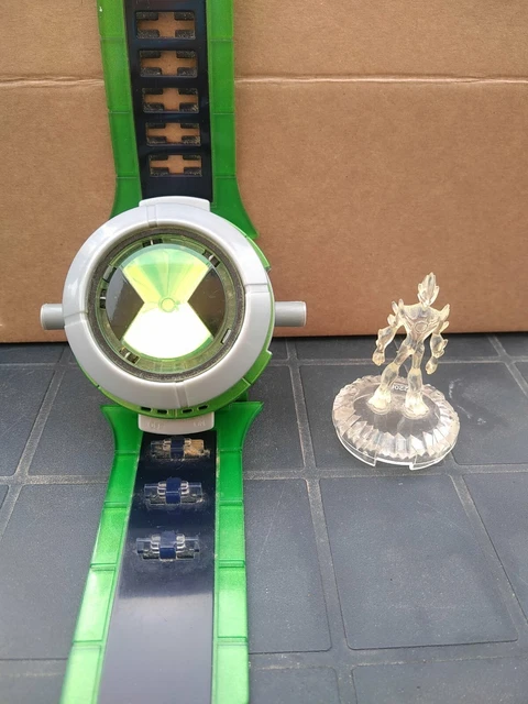 BEN 10 ALIEN Force - Ultimate Omnitrix Watch + 8 Figures + 9 Crystal £ ...