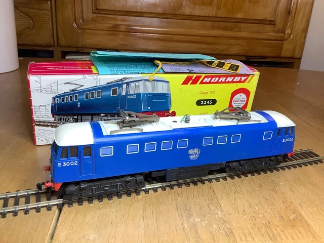 HORNBY DUBLO 2 Rail 2245 BR E3002 Bo-Bo Electric Locomotive serviced ...