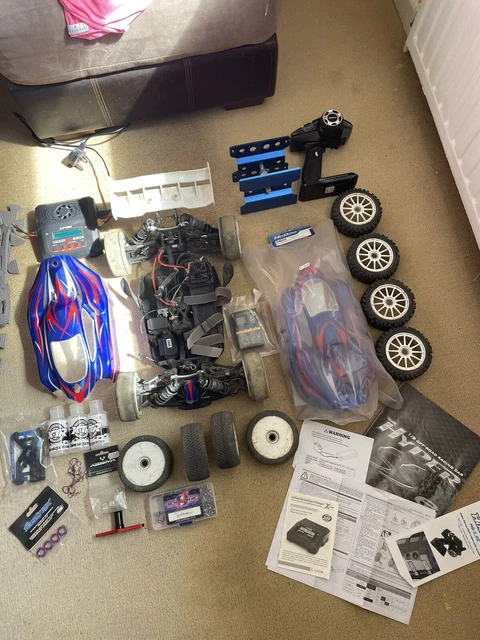 HOBAO HYPER SSE 1/8th scale off-road radio controlled racing car bundle ...