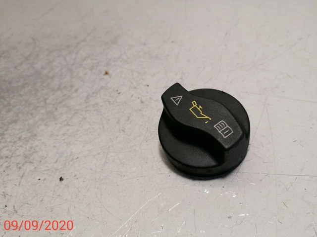 MERCEDES ENGINE OIL filler cap cover A0000101385 used £14.00 - PicClick UK