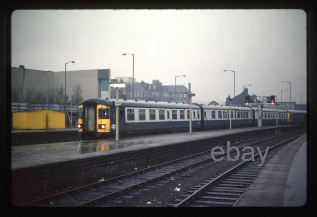 ORIGINAL 35MM SLIDE-CLASS 123 DMU-E52101,E59821,E51979 at Sheffield w ...