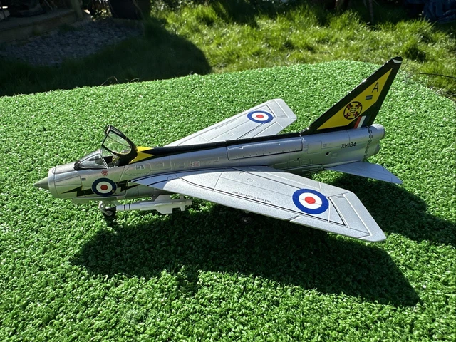 CORGI EE LIGHTNING F.1A XM184 RAF 111 Squadron -Wattisham- Sqn. Leader ...