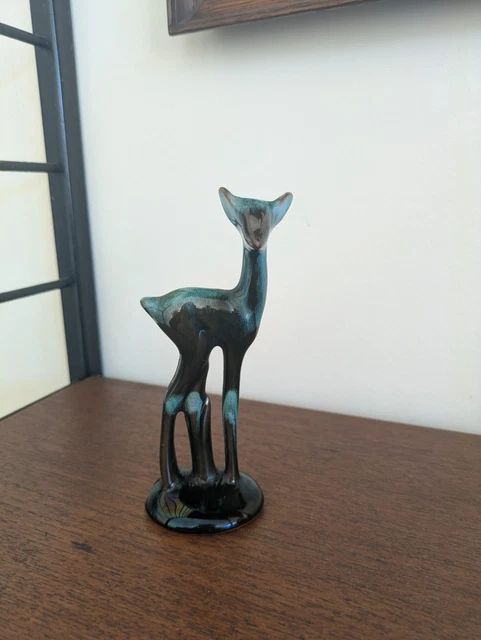 BLUE MOUNTAIN POTTERY BMP small blue drip glaze deer figurine £8.66 ...