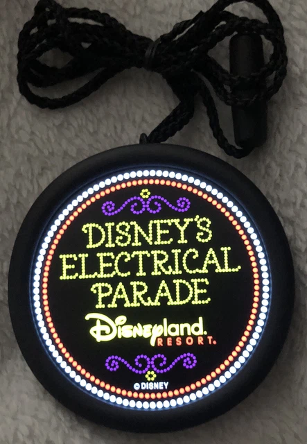 NIP RARE DISNEY'S Main Street Electrical Parade Light Up Pin/Necklace ...