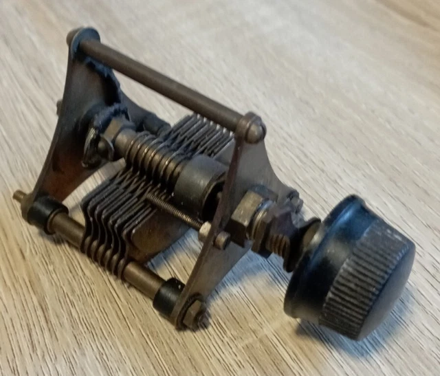 VINTAGE SW/TRF TUNING capacitor 200pF Brass. With Reduction Drive. EUR ...