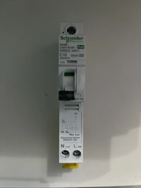 SCHNEIDER ACTI9 16A 30 mA RCBO Earth Leakage Circuit Breaker A9D05816 £15.00 - PicClick UK