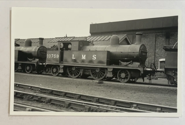 LMS RAILWAY LOCOMOTIVE Photograph - 10759 Wakefield Shed- 1376 £2.99 ...