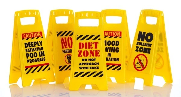 OFFICE DESK WORK Joke Prank Novelty Warning Signs Secret Santa Filler £ ...