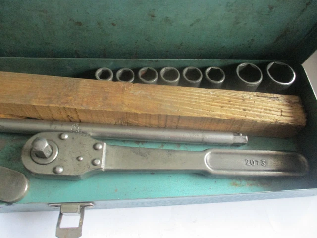 VINTAGE BRITOOL 11 Piece Socket Set Hex Drive - Whit Sockets War Finish ...