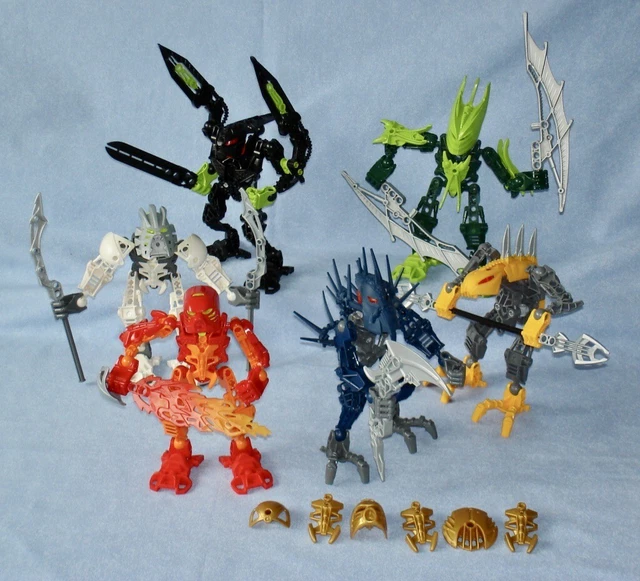 LEGO BIONICLE STARS (7116 - 7138) Complet avec JETONS OR & Toutes Armes ...