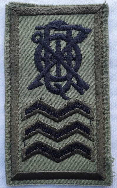 IRISH ARMY DEFENCE Forces Company Quartermaster Sergeant Rank Badge ...